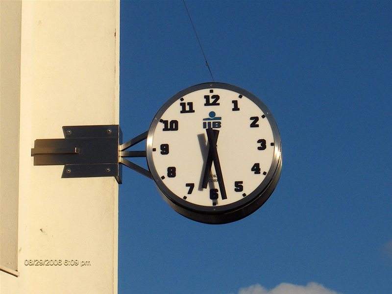 Stokes Clocks | Clock Repairs IrelandOutdoor Clocks | Two Sided Clocks